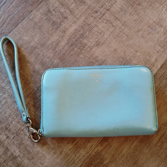 Fossil | Bags | Fossil Light Blue Wristlet Wallet Clutch | Poshmark